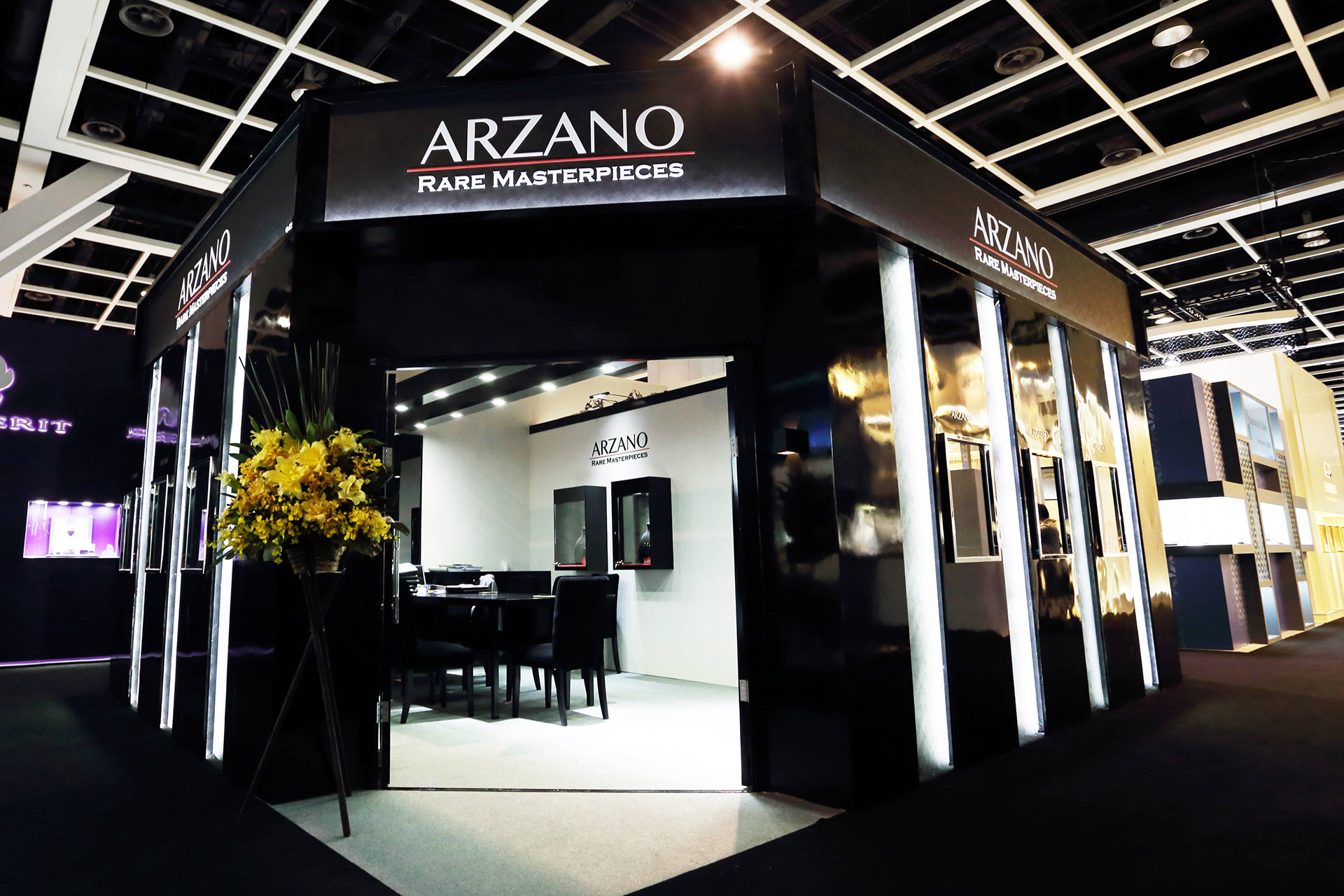 Exhibitor Services – OutSmart