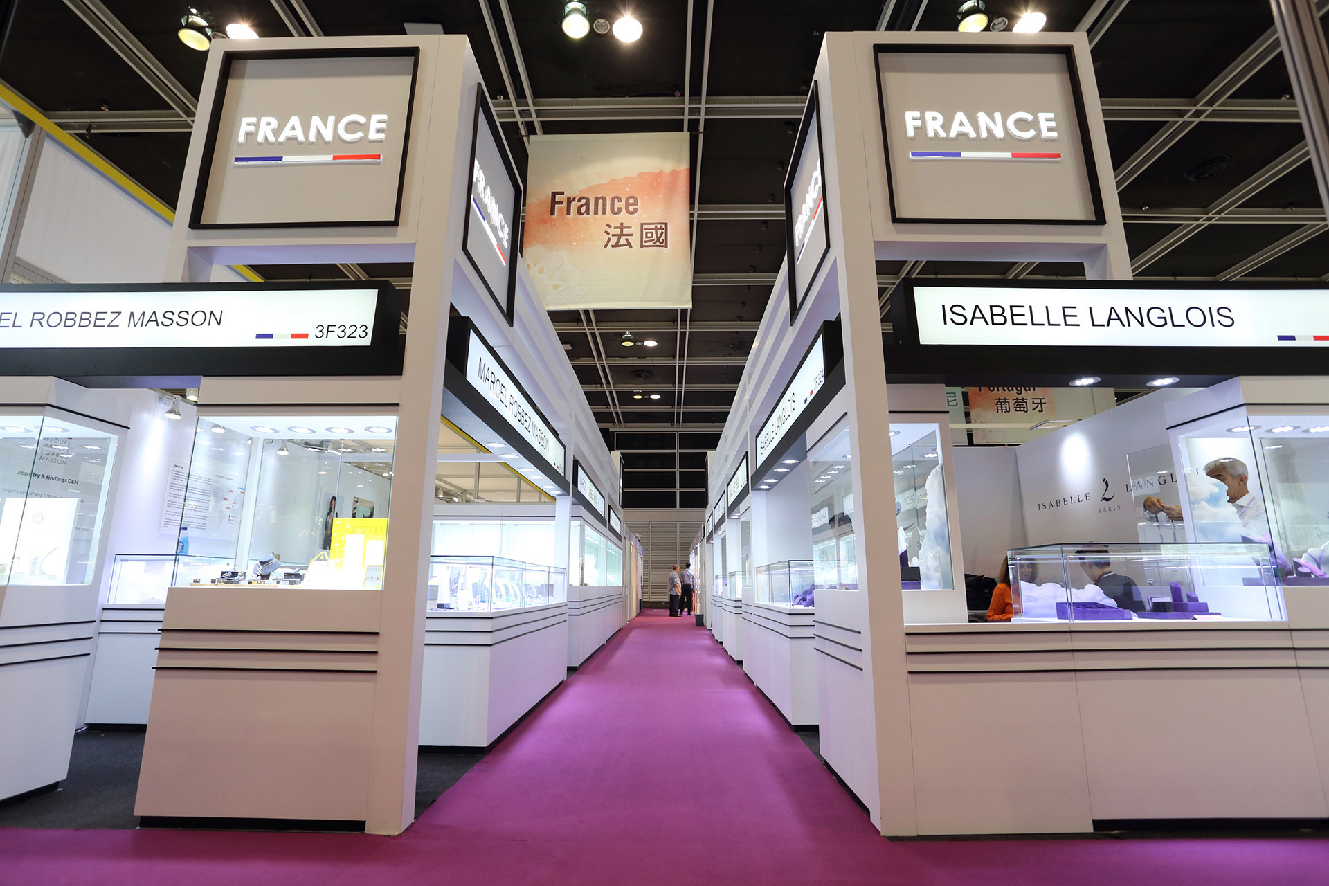 Exhibitor Services – OutSmart