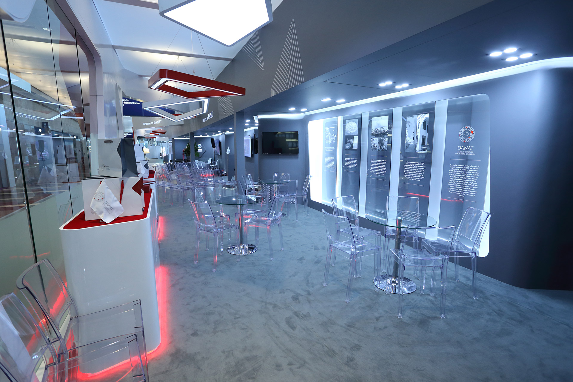 Exhibitor Services – OutSmart