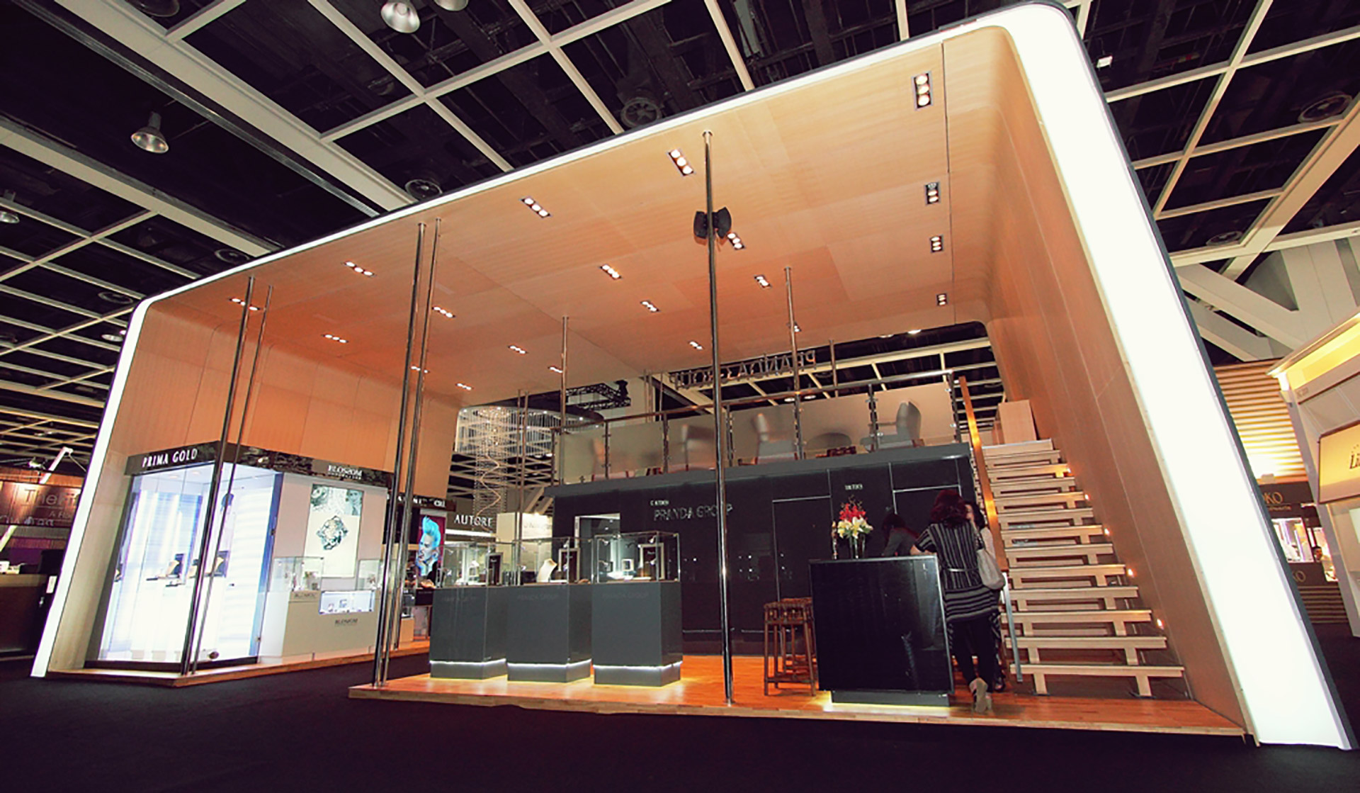 Exhibitor Services – OutSmart