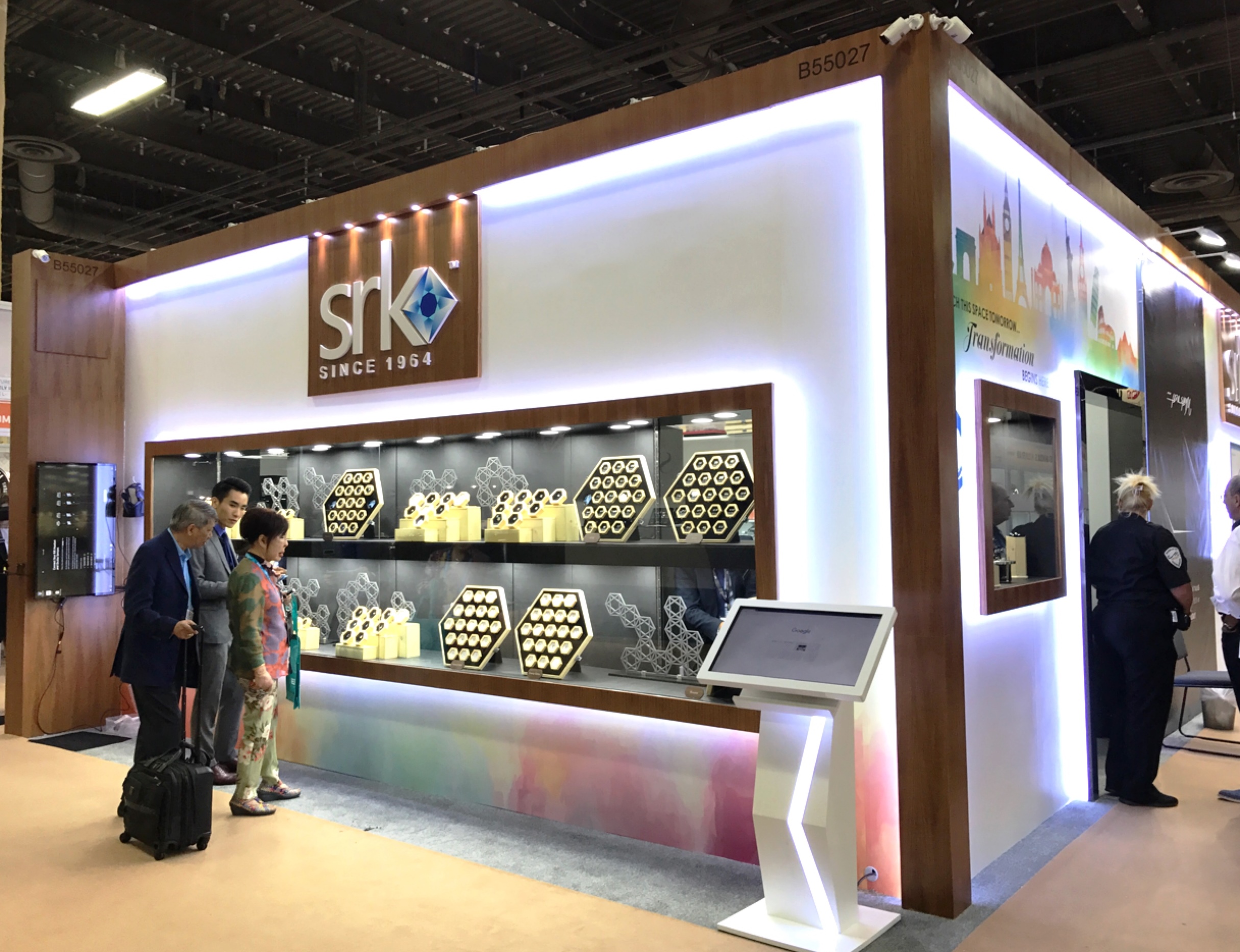 Exhibitor Services – OutSmart